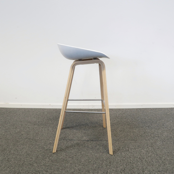 Barstol Hay AAS32 ABOUT A STOOL vit/ek - Rekomo.se