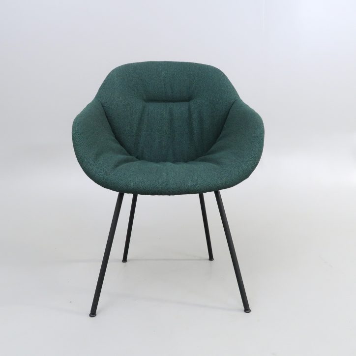 Begagnad stol från Hay modell AAC127 Soft Duo - Rekomo.se