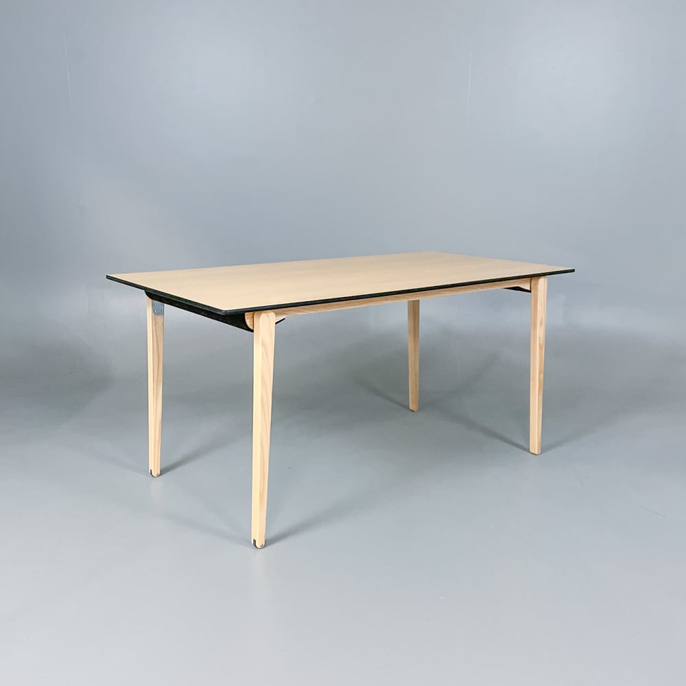 Begagnat fällbord Karl Andersson & Söner modell Press - Rekomo.se