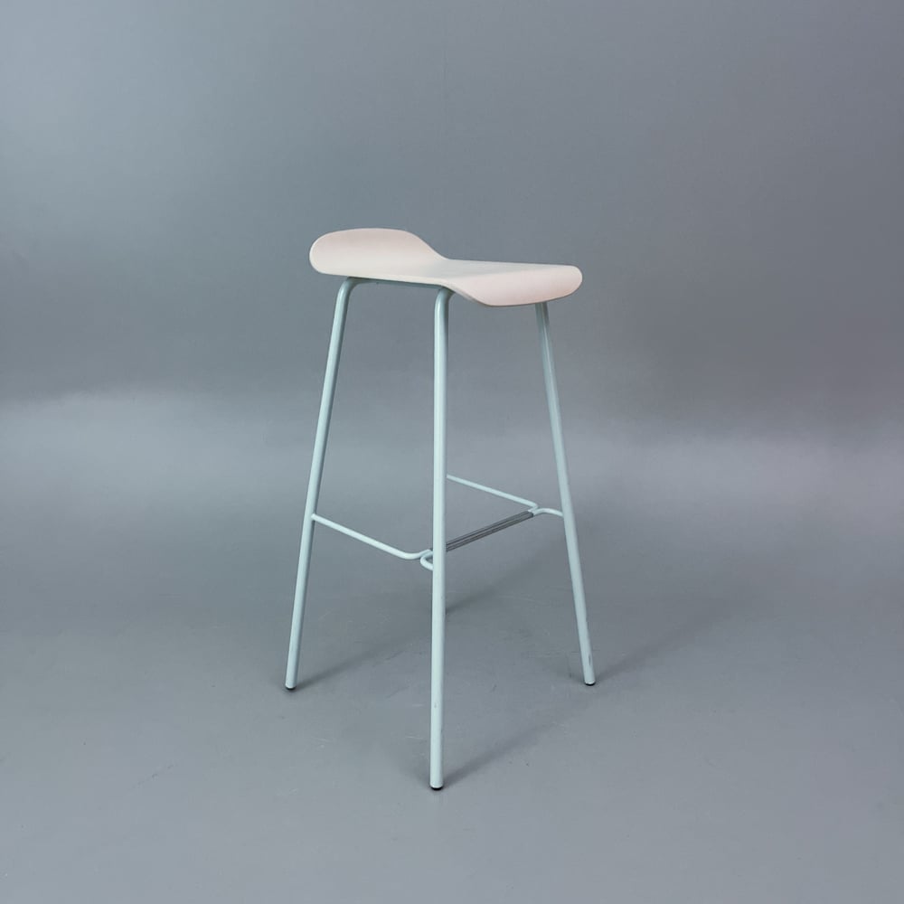 Begagnad barstol Edsbyn Feather Stool | Rekomo
