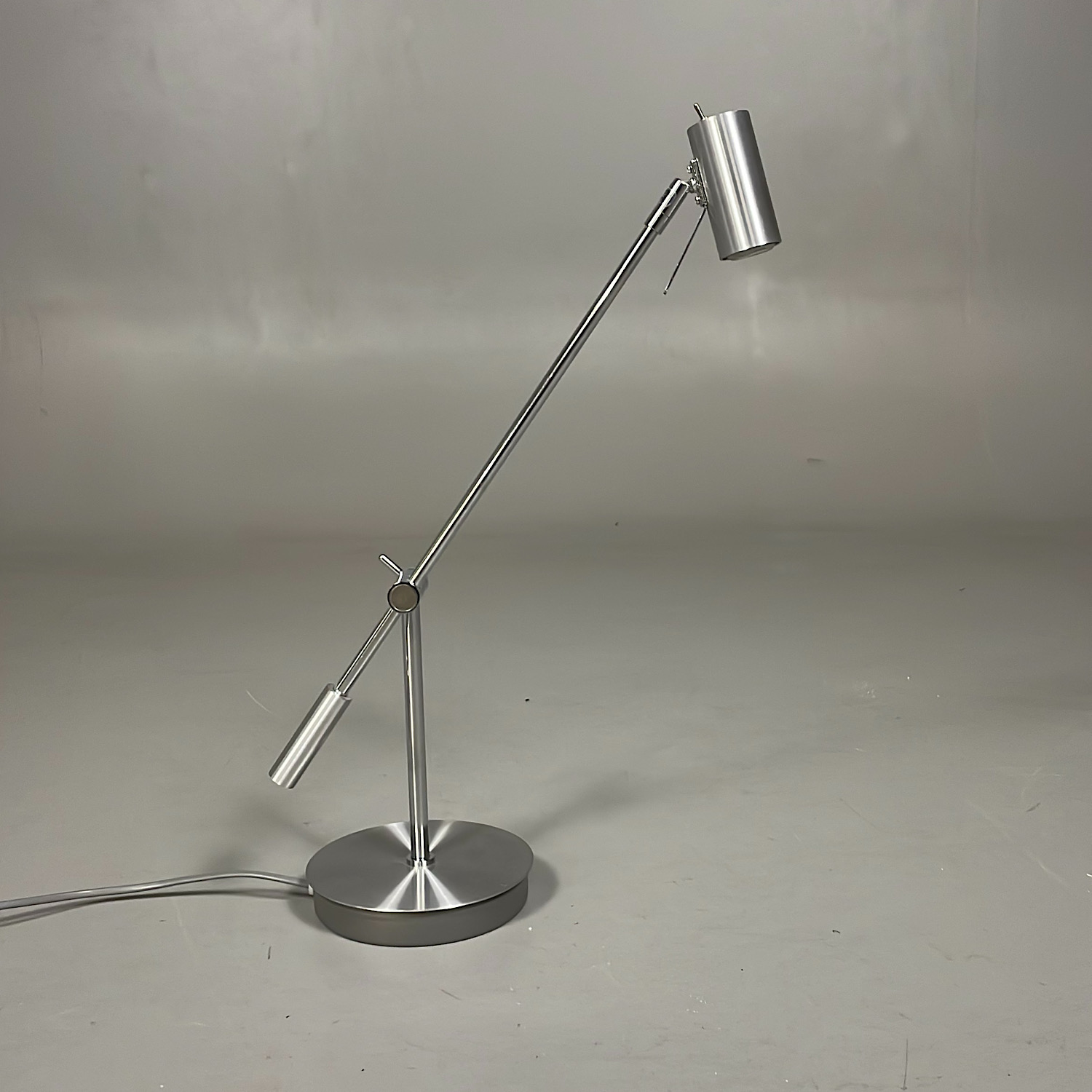 Begagnad Skrivbordslampa Belid Cato | Rekomo