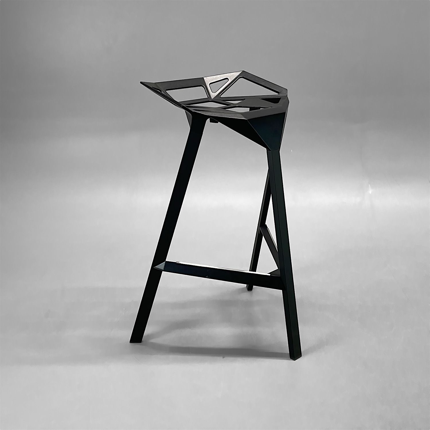 Begagnad Barstol Magis Stool One sh67 | Rekomo