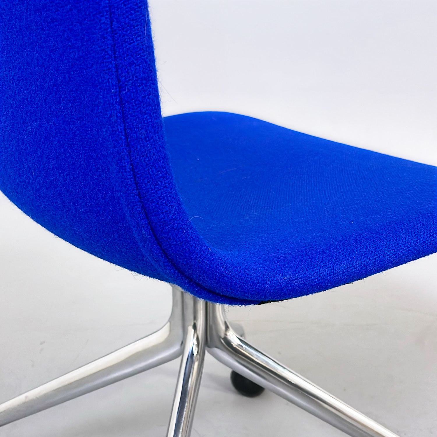 Begagnad konferensstol Lammhults Add Move | Rekomo
