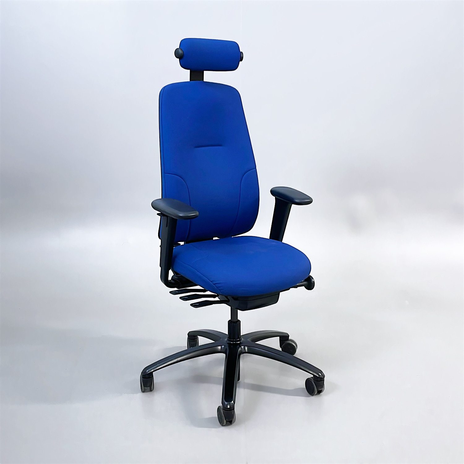 RH Logic 220 Kontorsstol - Begagnad | Rekomo